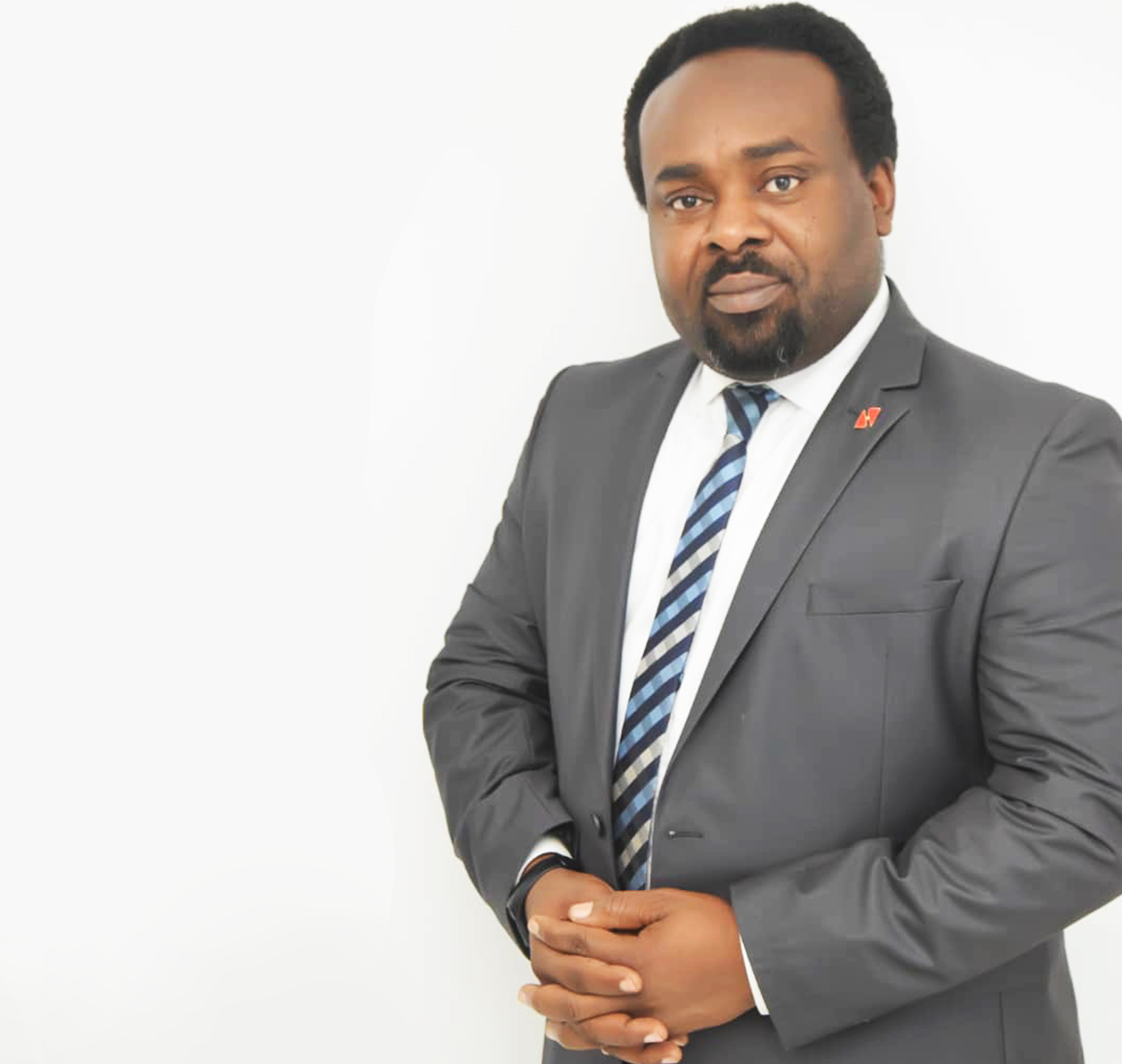 UBA Guinée accueille un nouveau Directeur Général. – Africa Guinee