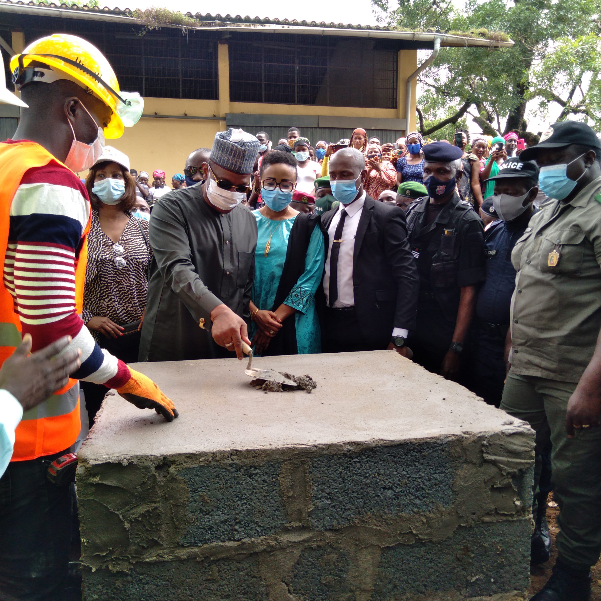 Conakry : Kassory Fofana lance les travaux de rénovation du CFP de ...