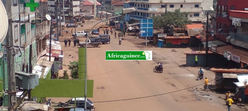 Conakry : La police disperse des manifestants à Cosa… – Africa Guinee