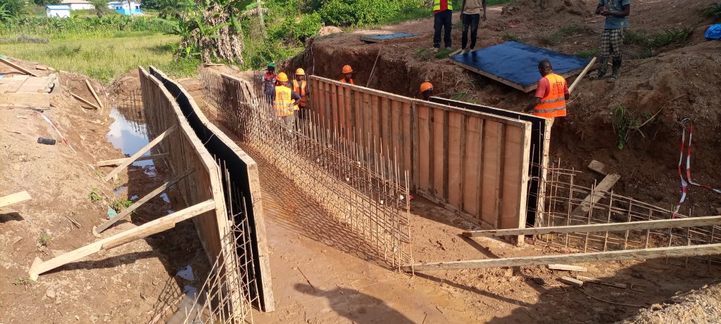 11 km de bitume à Yomou : ‘’Une première depuis 1963… » selon les ...