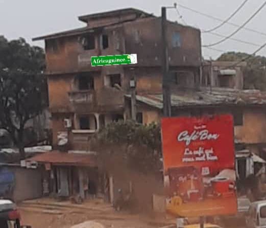 Conakry : Risque d’effondrement d’un bâtiment à Cosa… – Africa Guinee