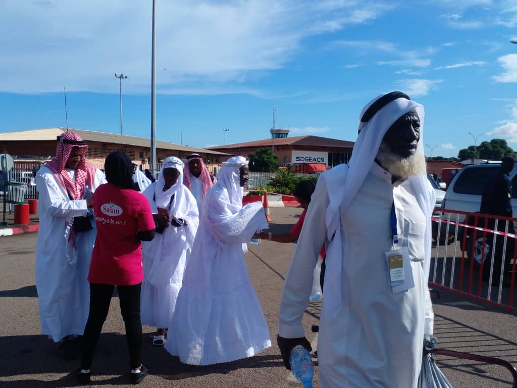 Hajj : Le Groupe SONOCO accueille les pèlerins guinéens en leur offrant ...