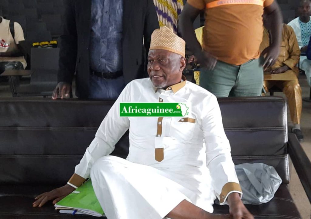 En direct : Les premières images de l’arrivée de Damaro à la Crief ...