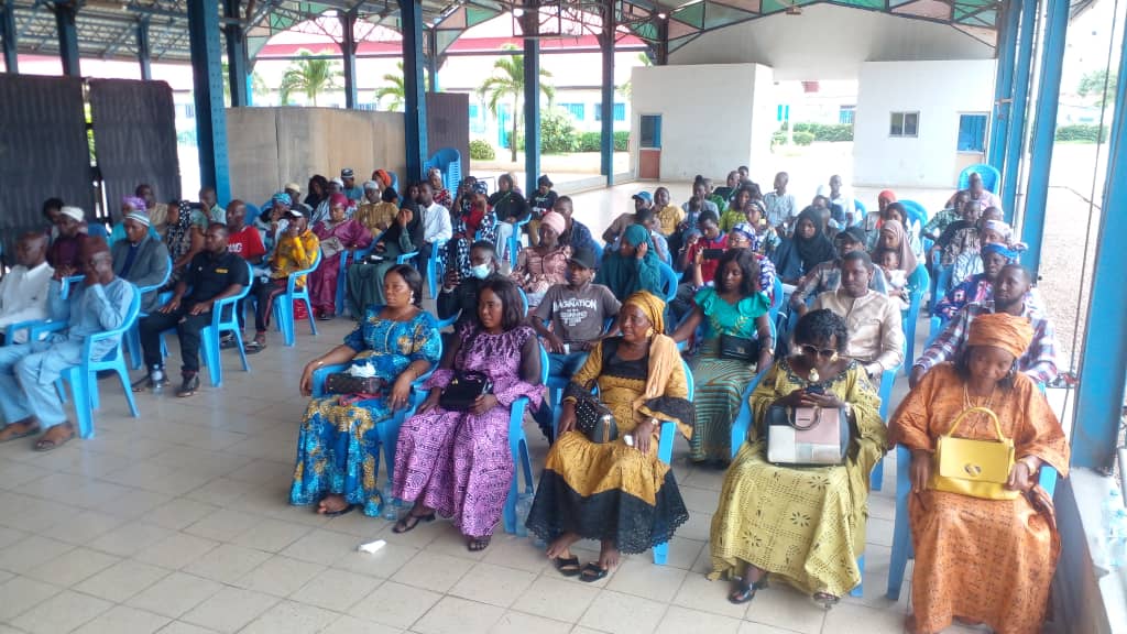 Guinée Lancien Député Diouldé Sow Et Des Cadres De La Société Civile