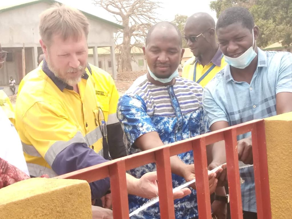 La Société Kouroussa Gold Mine « KGM » offre des équipements médicaux ...