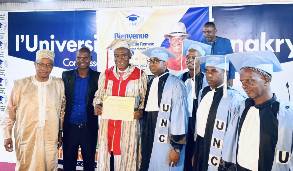 Guinée : L’Université Nongo Conakry décerne à Joseph-Antoine Bell le ...