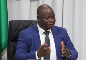 Affaire « primes » des joueurs du Sily : le ministre des Sports Bogola ...