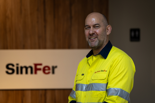 Simandou, construction du chemin de fer TransGuinéen : Chris Aitchison ...