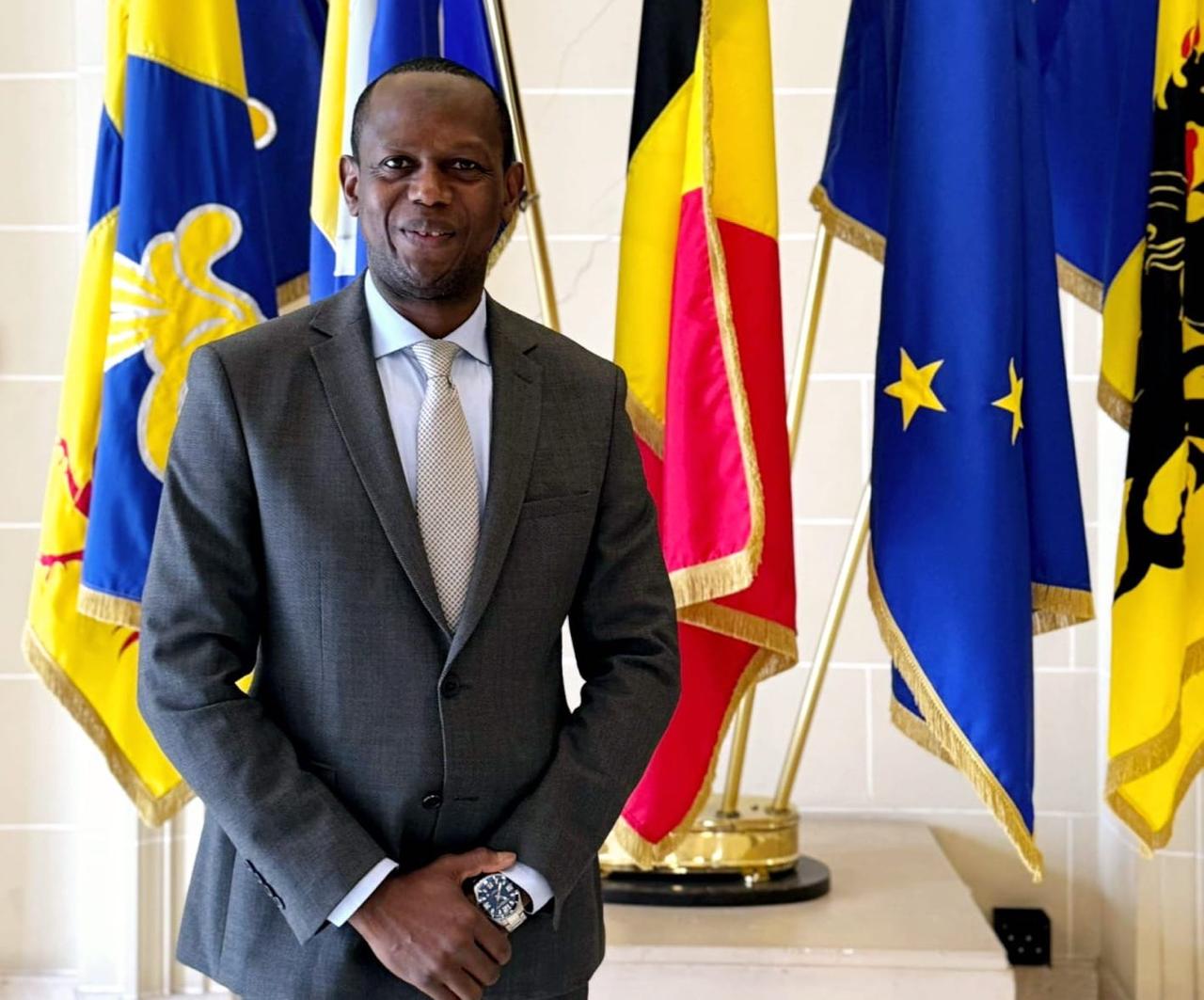 Modèle de réussite : Zoom sur Elhadj Moussa Diallo, député et premier sénateur belge d’origine ...