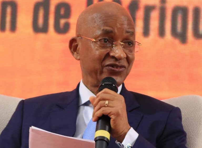 Le ‘fameux’ mémo, les fédéraux et la controverse : la révélation de ...