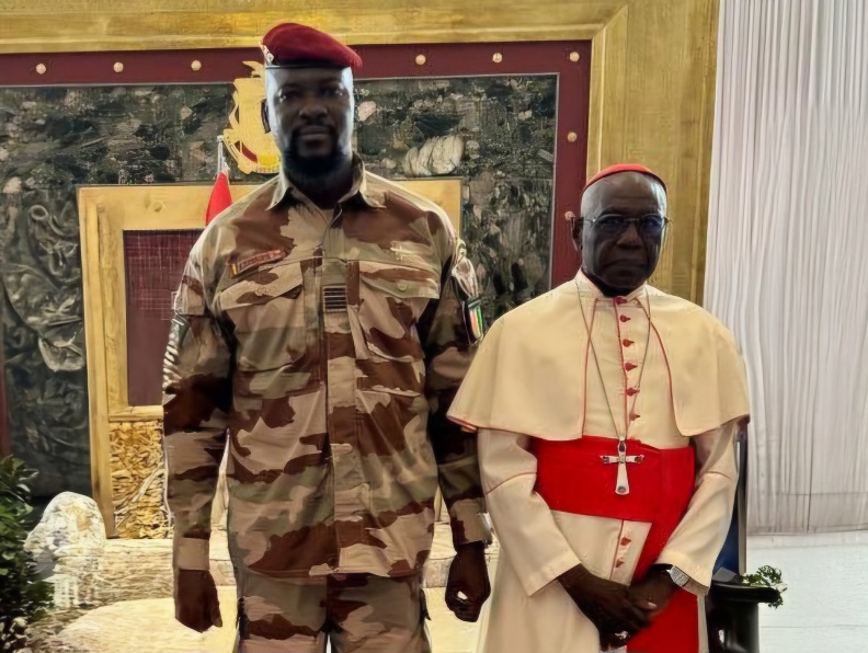 Élection du Pape : le message de soutien du Général Dombouya au ...