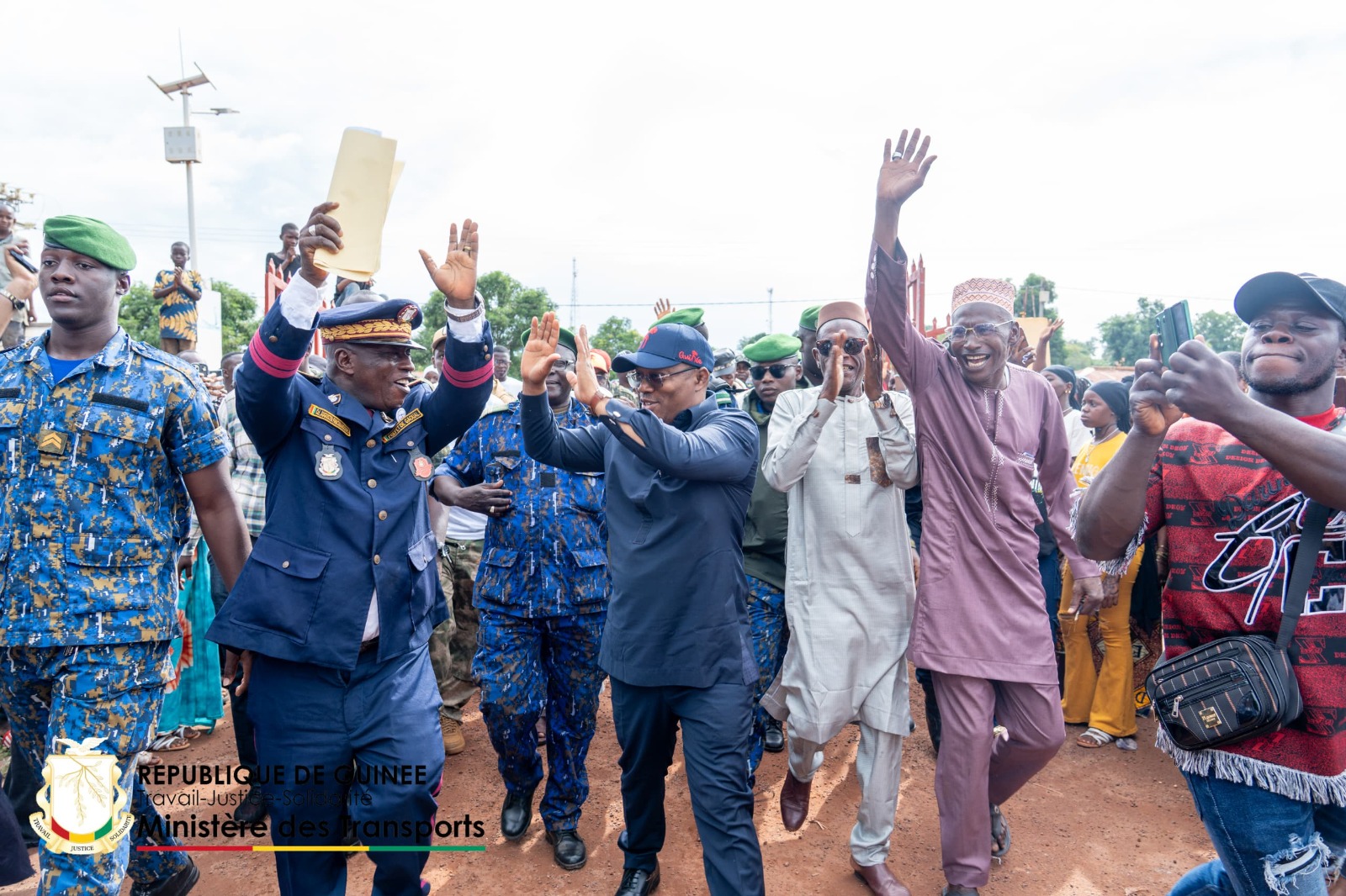 Nouvelle Constitution : De Gaoual à Koundara, le Porte-parole du ...