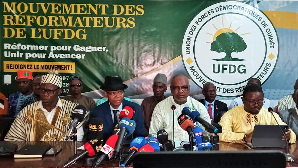 Sortie de Cellou Dalein Diallo sur Rfi: Le Mouvement des Réformateurs ...