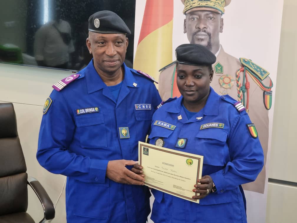 La Douane guinéenne renforce ses capacités de surveillance : 35 agents ...