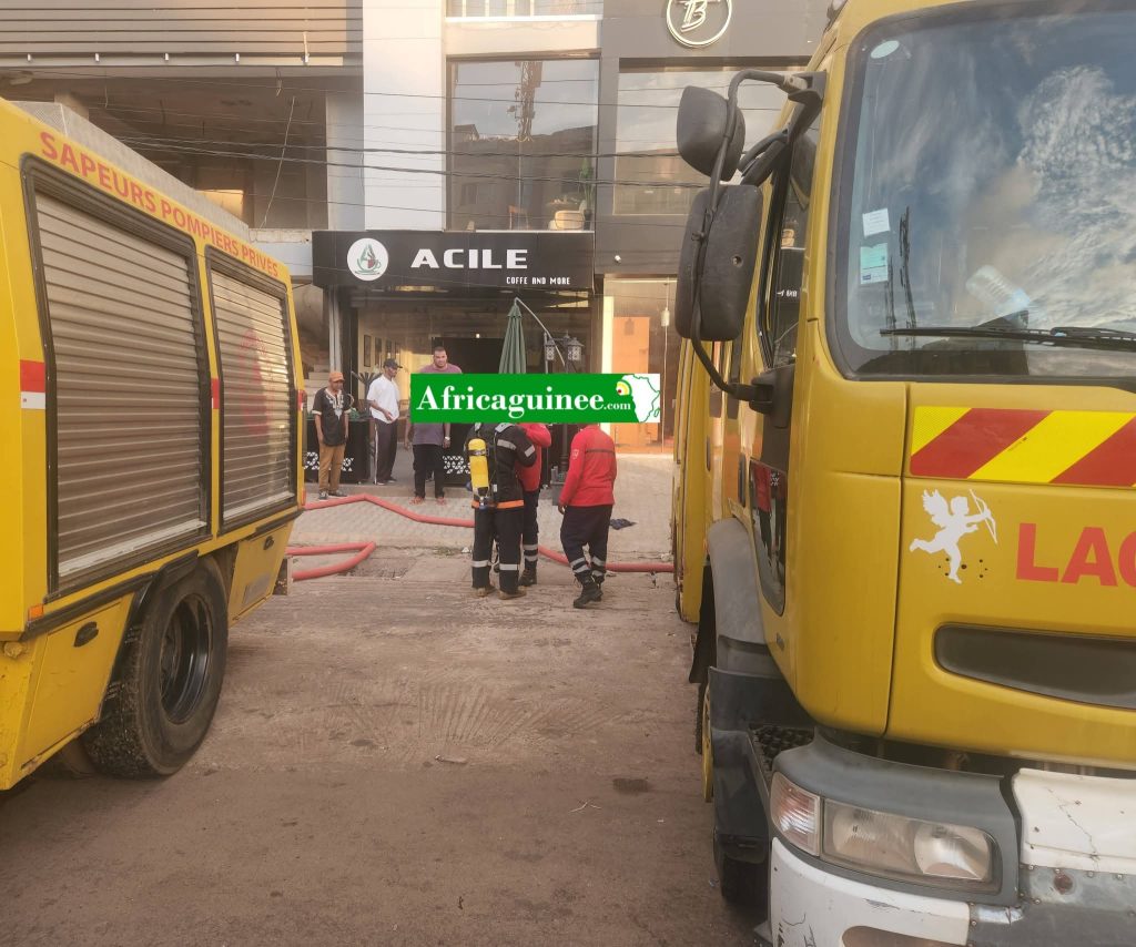 Kipé : Un incendie se déclare dans un immeuble sur la T2 – Africa Guinee